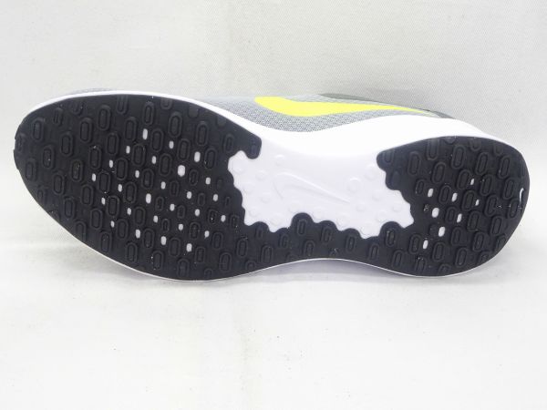 ナイキNIKEナイキ レボリューション7 FB2207-002｜男の大きな靴の専門店 ビッグ・ビー