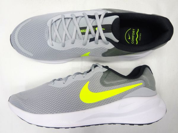 ナイキNIKEナイキ レボリューション7 FB2207-002｜男の大きな靴の専門店 ビッグ・ビー